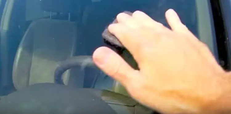 Is It Safe to Use Steel Wool on Your Windshield? | NuVisionAuto Glass
